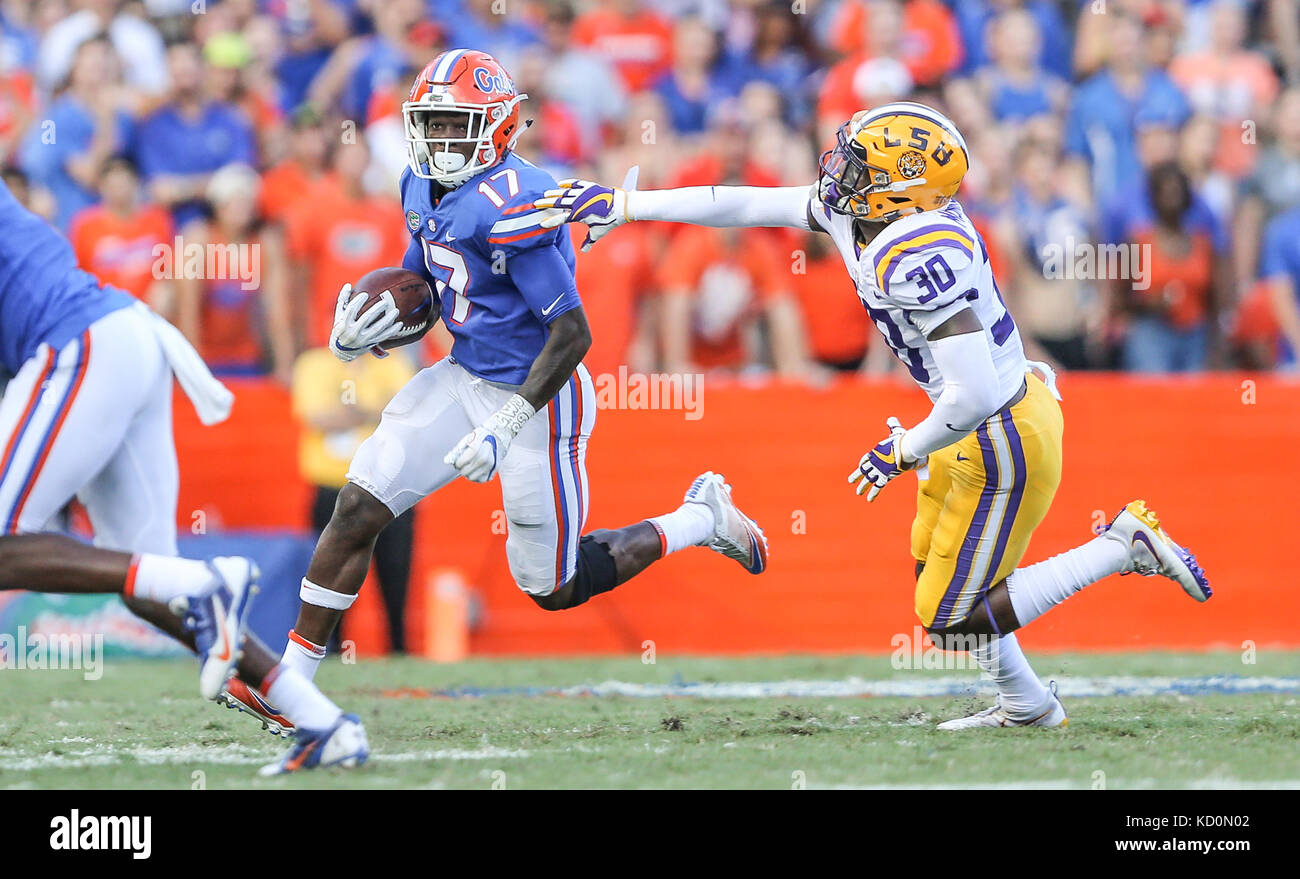 Florida, USA. 7th Oct, 2017. Florida Gators Kadarius Toney (17) runs ...