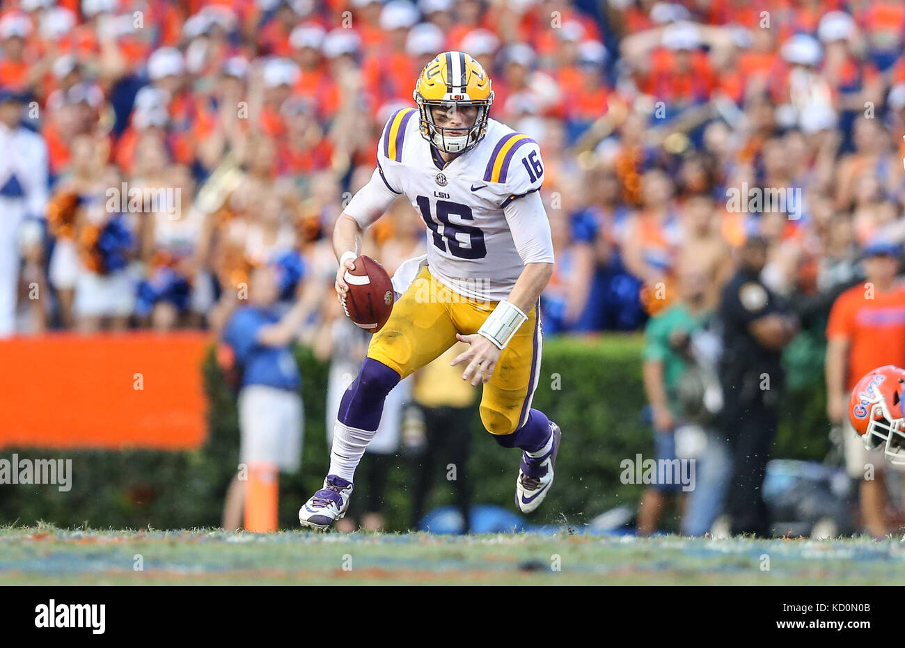 Florida, USA. 7th Oct, 2017. LSU Tigers quarterback Danny Etling (16 ...