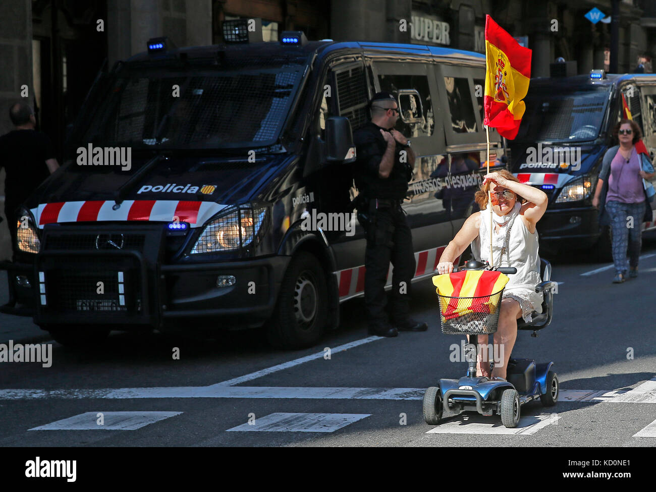 Barcelona, Spain. 08th Oct, 2017. demonstration in favor of the unity ...