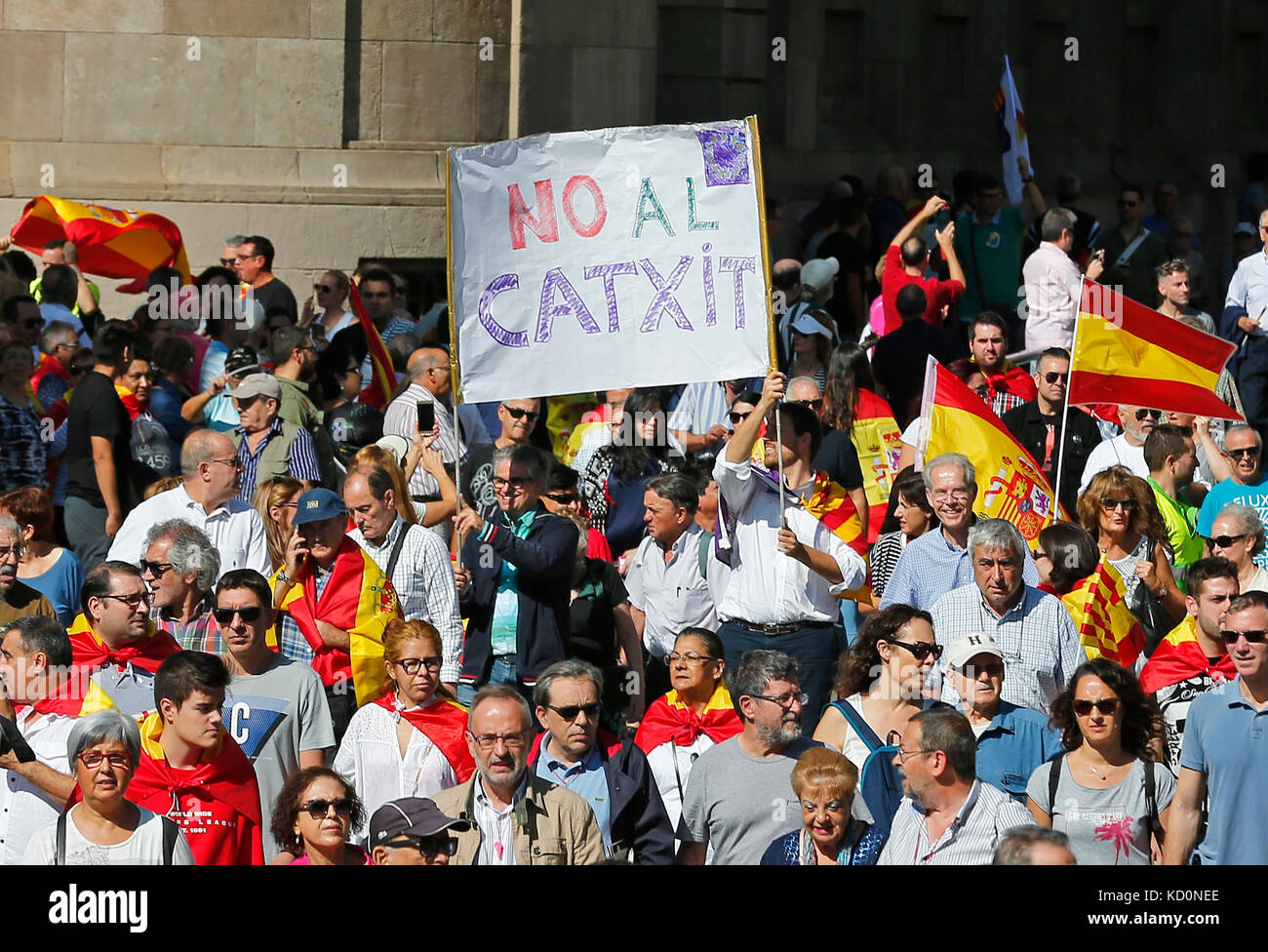 Barcelona, Spain. 08th Oct, 2017. demonstration in favor of the unity ...