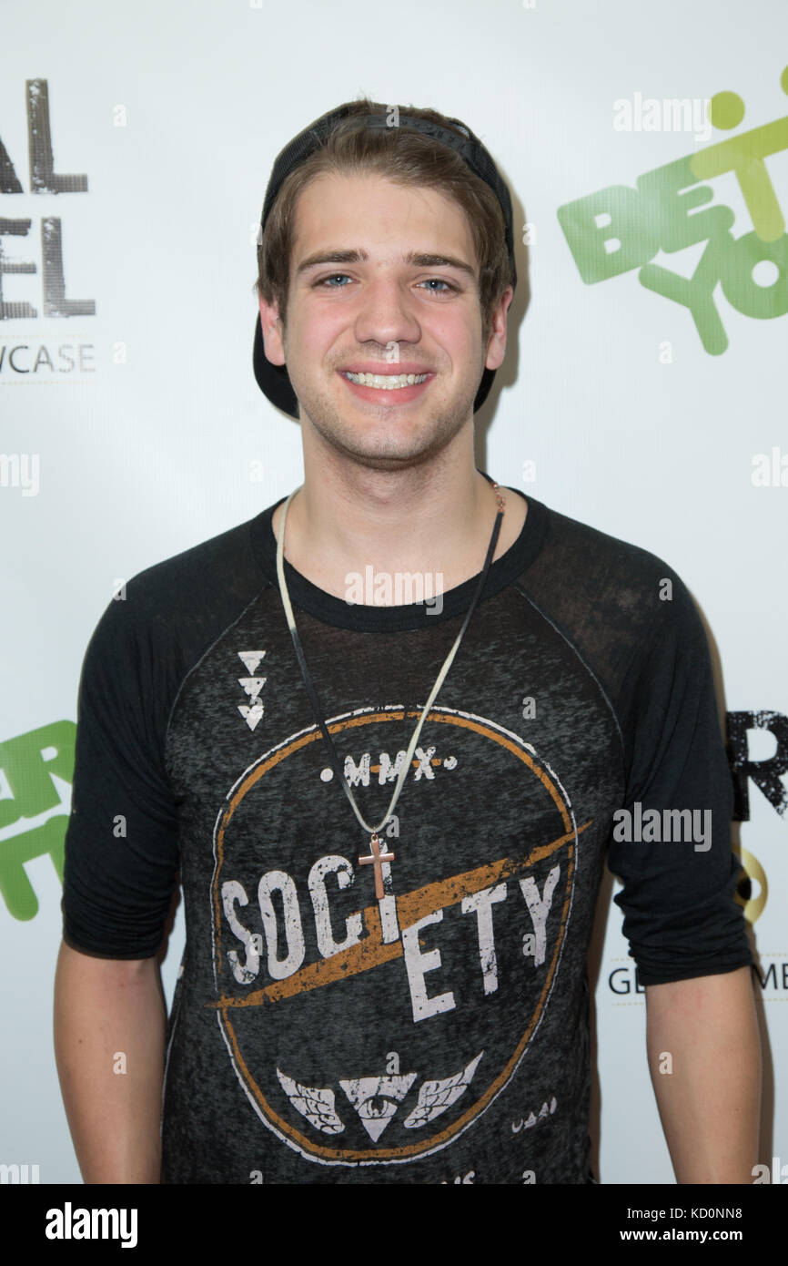 Los Angeles, California, USA. 7th October, 2017. Actor Brandon Tyler ...