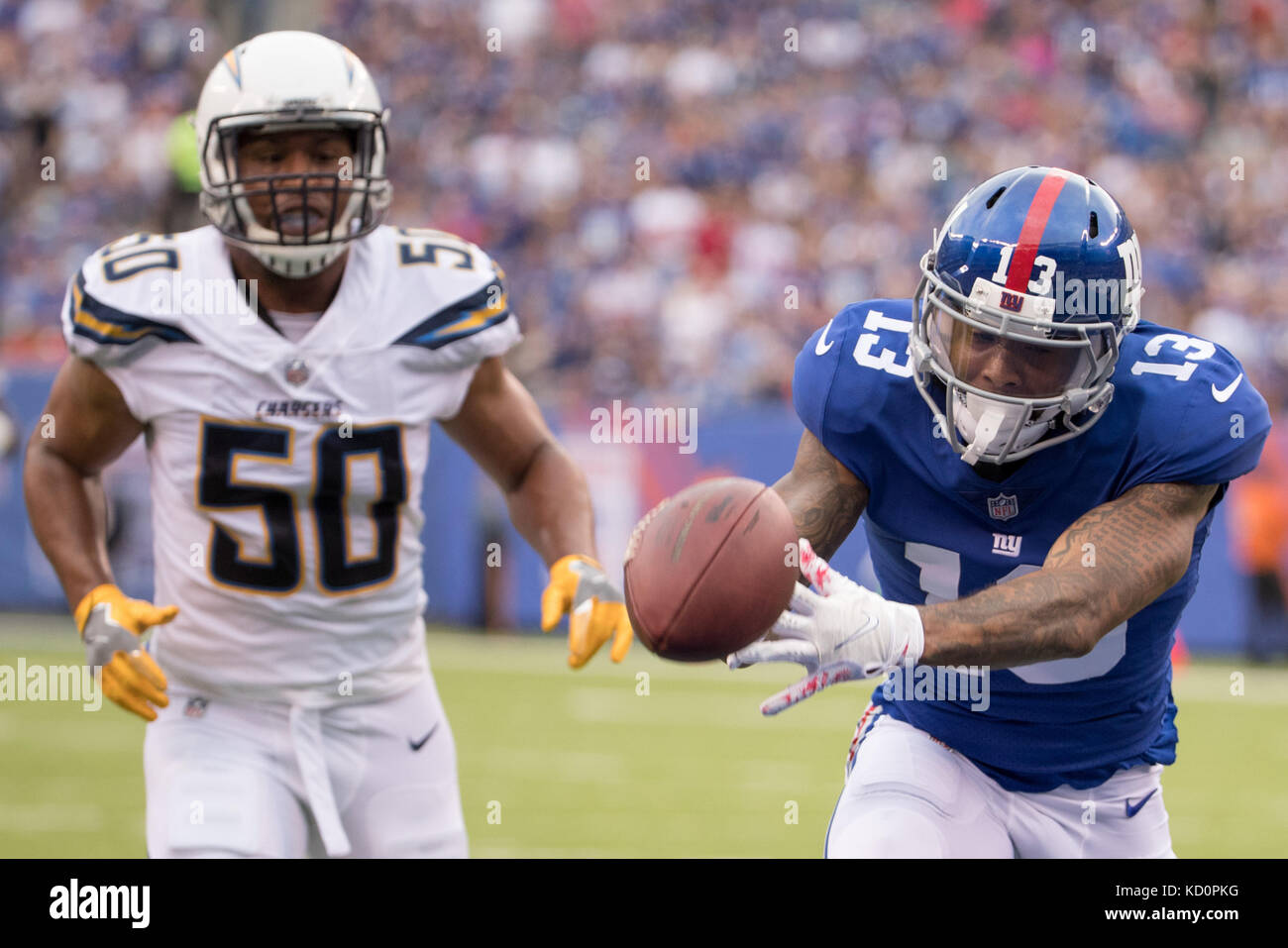 Los angeles chargers linebacker hi-res stock photography and images - Alamy