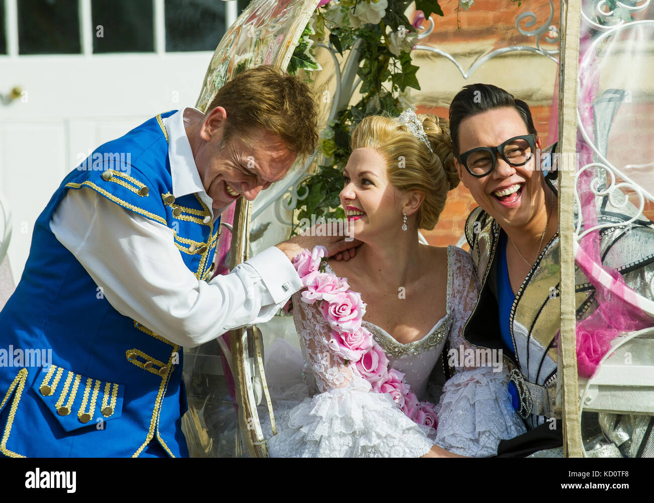 Newport Pagnell, UK. 8th Oct, 2017. Brian Conley (Buttons), Gok Wan ...