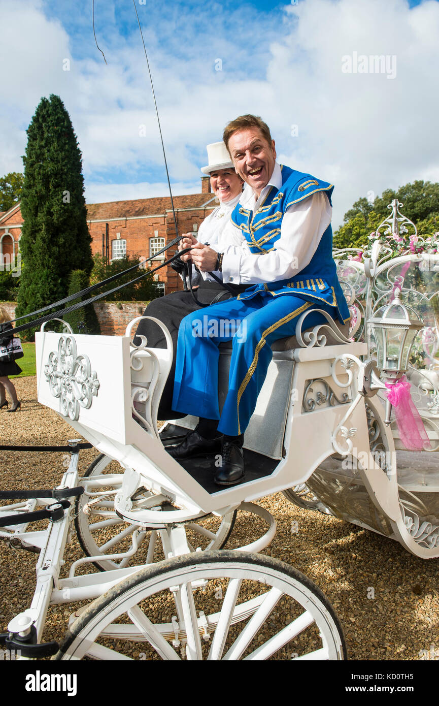 Newport Pagnell, UK. 8th Oct, 2017. Brian Conley (Buttons), Gok Wan ...
