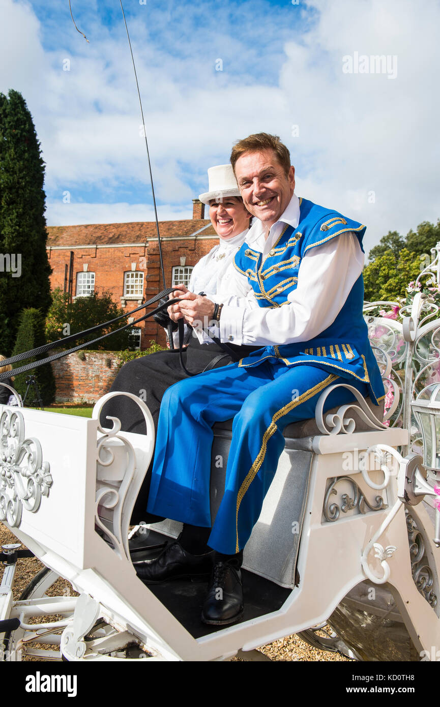 Newport Pagnell, UK. 8th Oct, 2017. Brian Conley (Buttons), Gok Wan ...