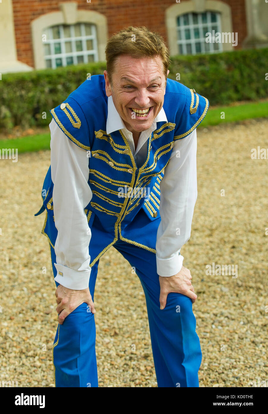 Newport Pagnell, UK. 8th Oct, 2017. Brian Conley (Buttons), Gok Wan ...