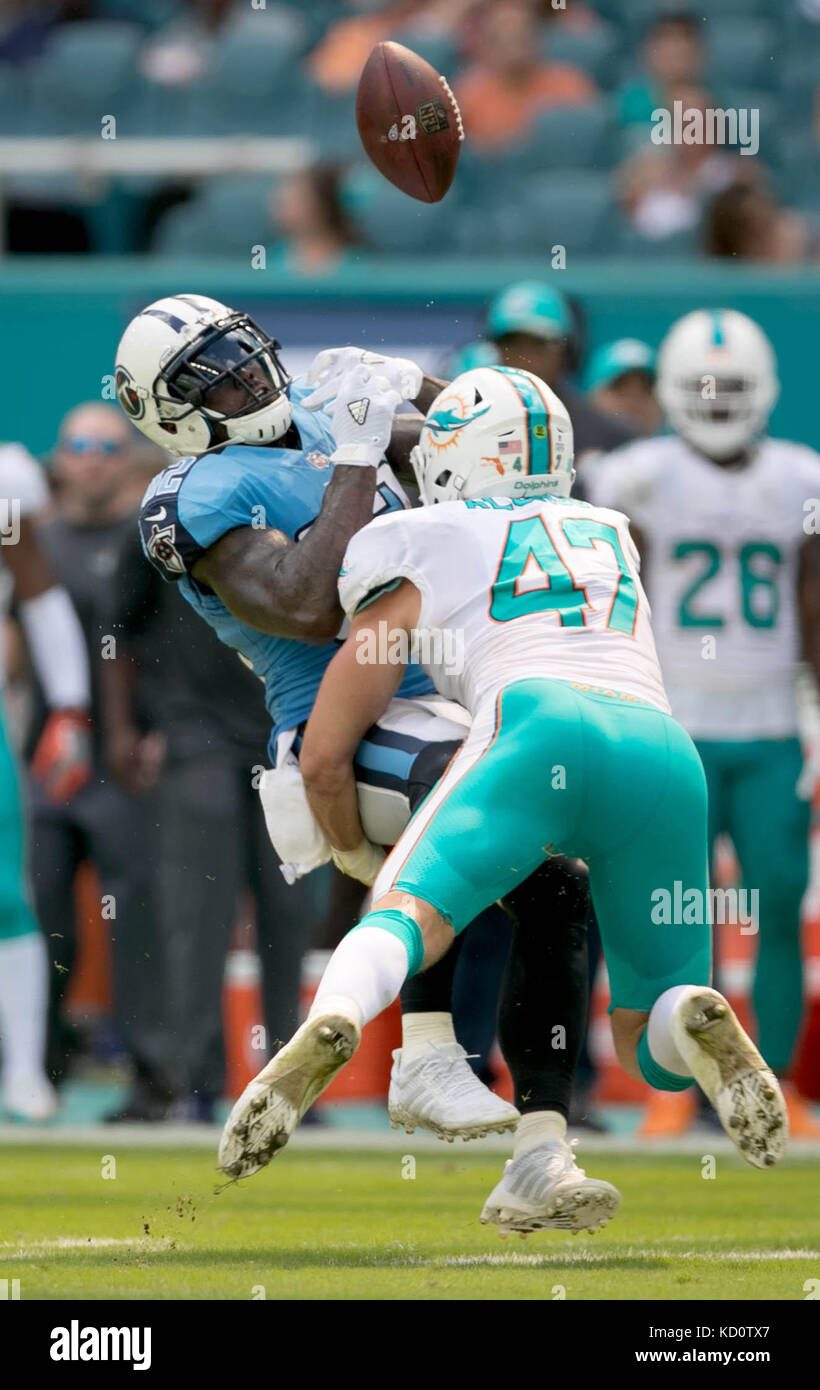 Kiko alonso hi-res stock photography and images - Alamy