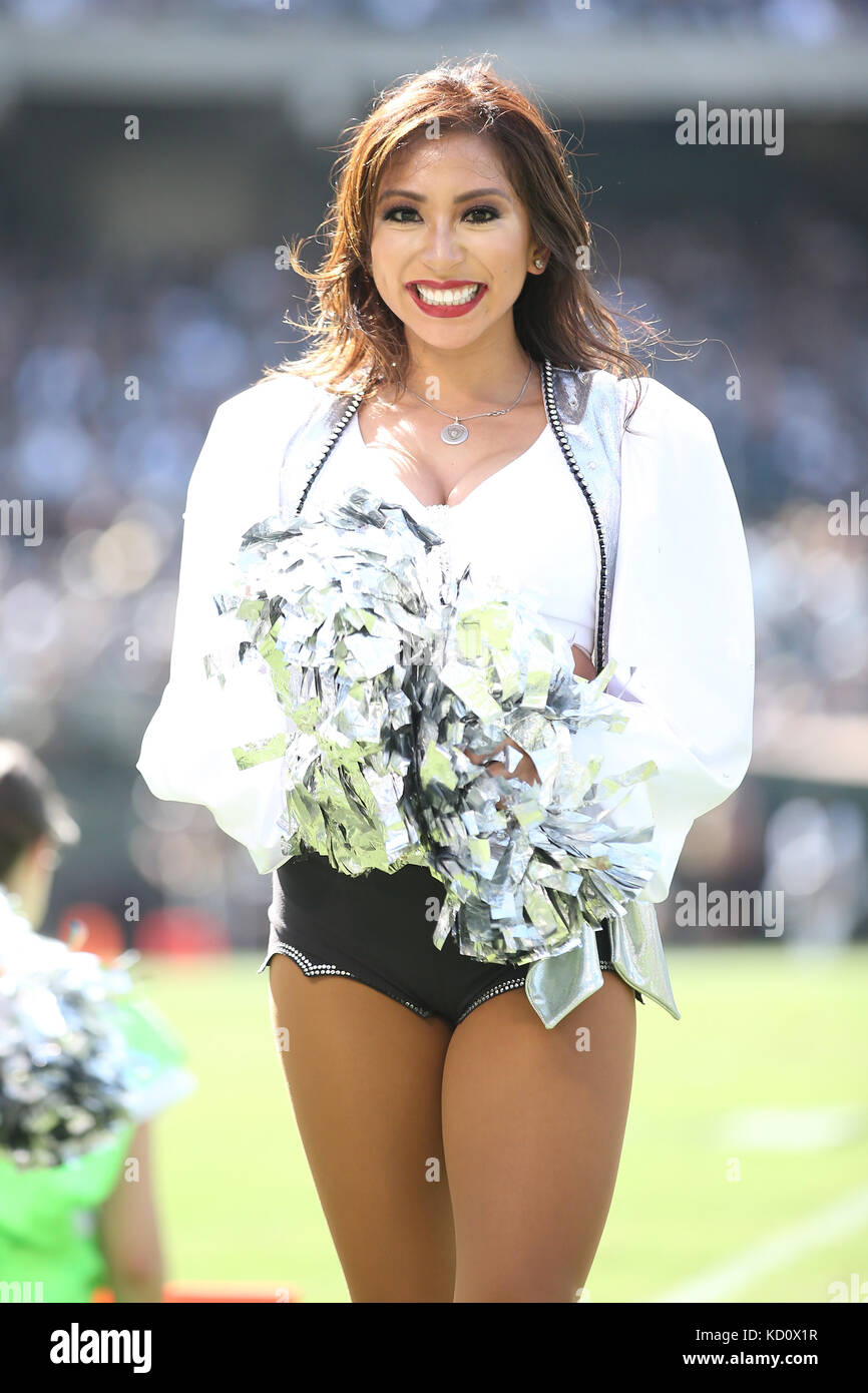 Oakland raiderette hi-res stock photography and images - Alamy