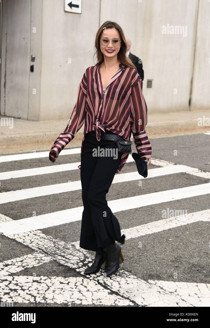 New York, NY, USA. 8th Oct, 2017. Jamie Chung, seen at NYC Comic Con ...