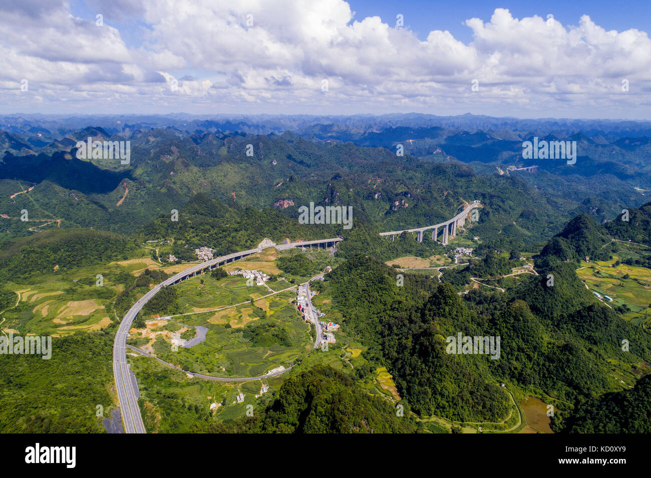 Baise, China. 8th Oct, 2017. (EDITORIAL USE ONLY. CHINA OUT).The Hepu ...