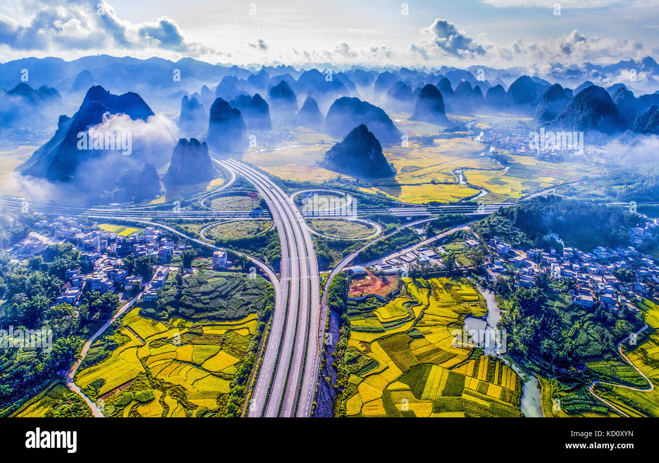 Hepu napo expressway hi-res stock photography and images - Alamy