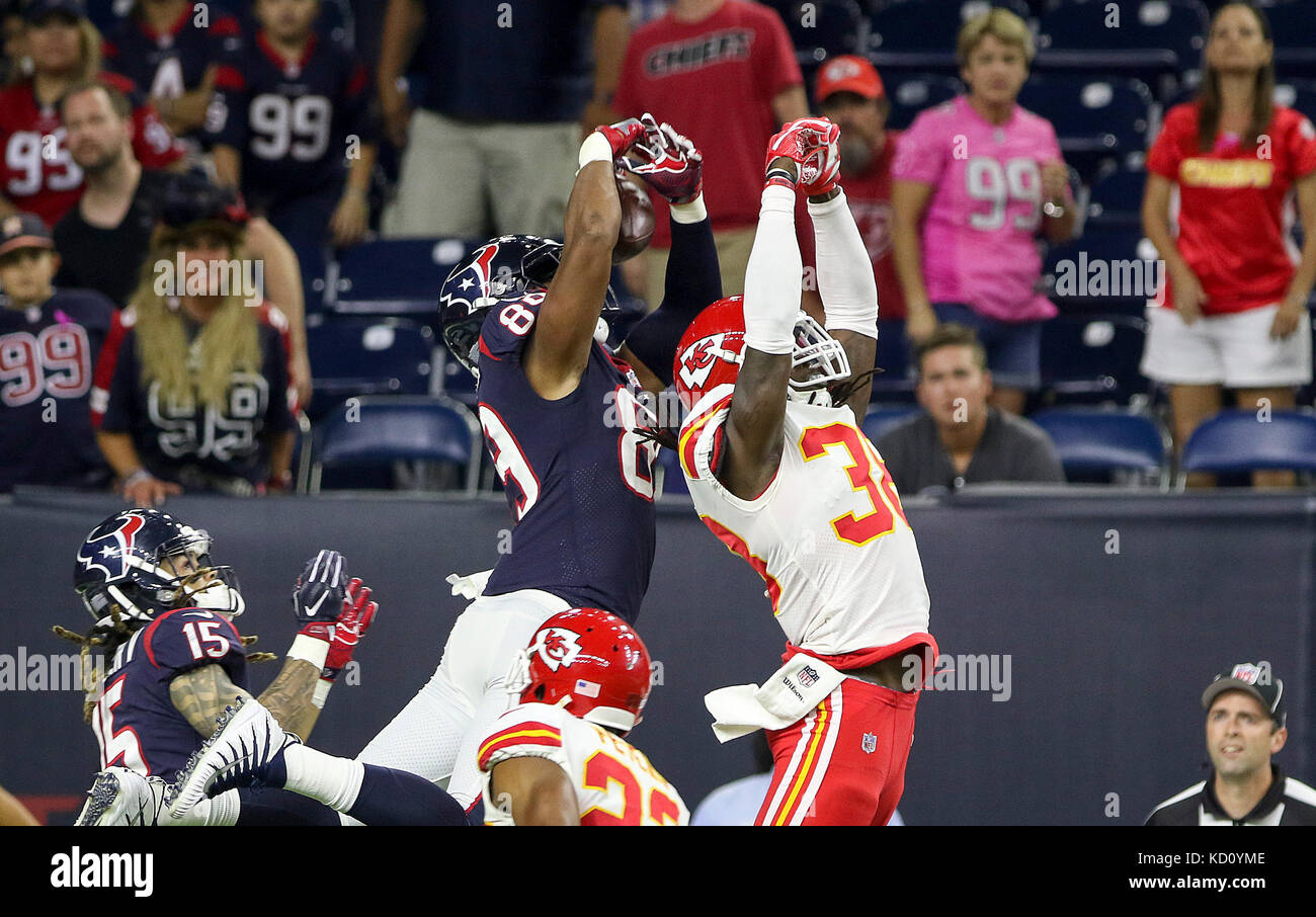 Houston, TX, USA. 8th Oct, 2017. Houston Texans tight end Stephen ...