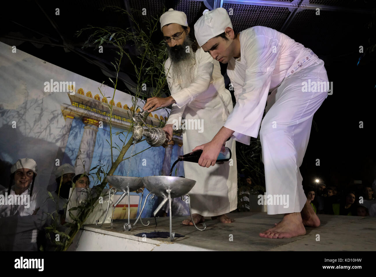 Jerusalem, Israel. 8th Oct, 2017. Religious Jews of the priestly caste ...