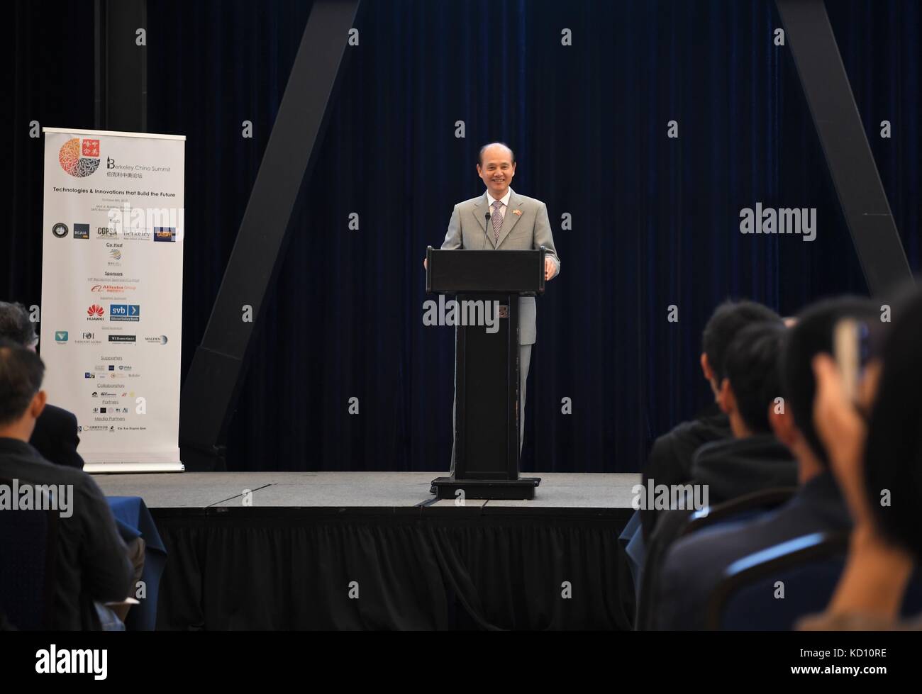 Berkeley, USA. 8th Oct, 2017. Chinese Consul General in San Francisco ...