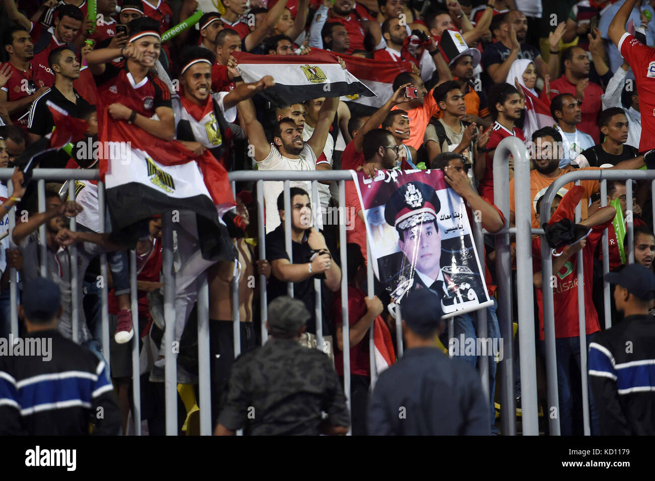 October 8, 2017 - Alexandria, Alexandria, Egypt - Supporters of Egypt ...