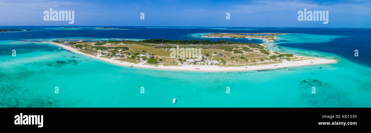 Panoramic Los roques venezuela landscape Stock Photo - Alamy