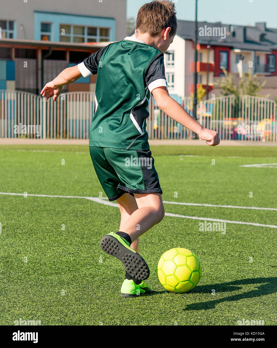 Soccer player back view hi-res stock photography and images - Alamy