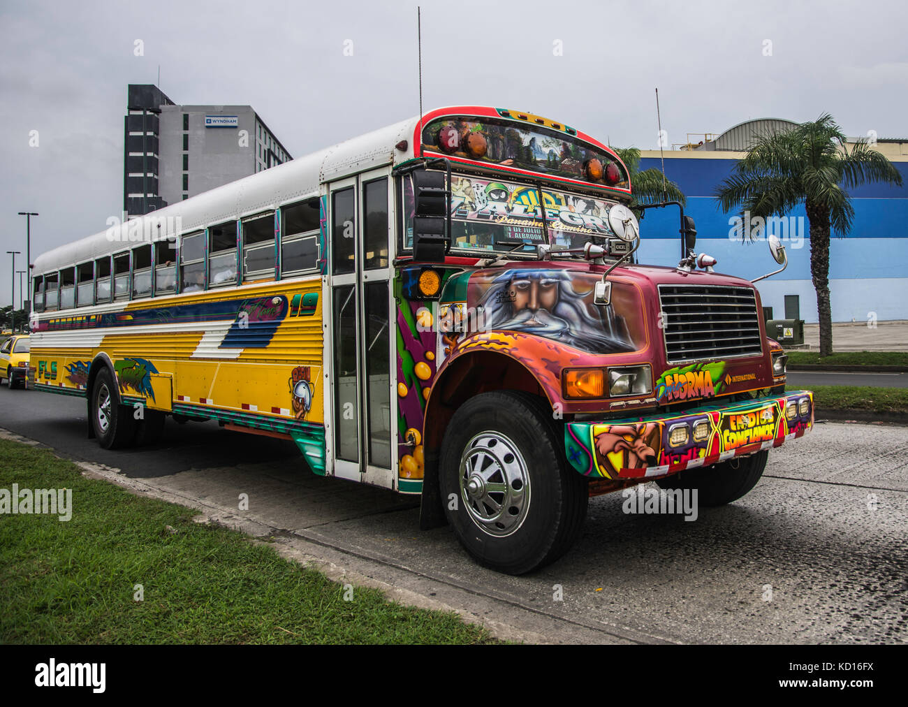 SMUG, CONCEITED, VAIN, SNOOSTY. BUS RED DEVIL DIABLO ROJO PAINTED BUS ...