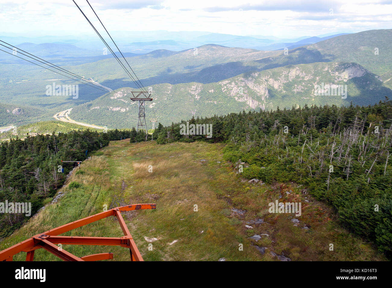 A view from Cannon Mountain Aerial Tramway, Franconia, New Hampshire ...
