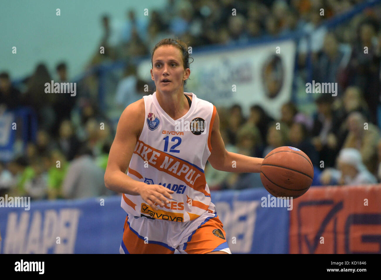 Cercola, Italy. 08th Oct, 2017. Naples's guard Jillian Christina Harmon ...