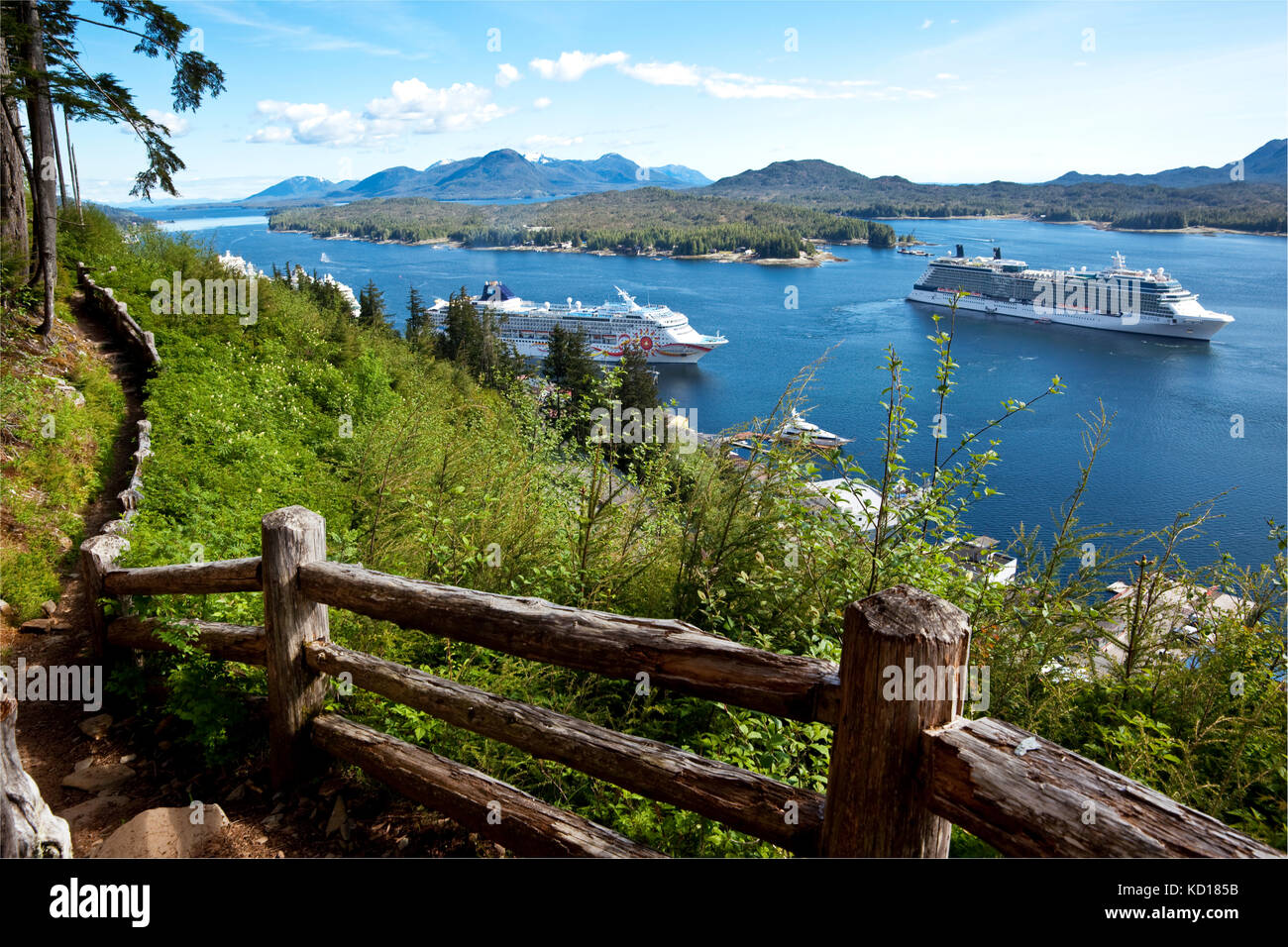 Ships At Anchor High Resolution Stock Photography and Images - Alamy