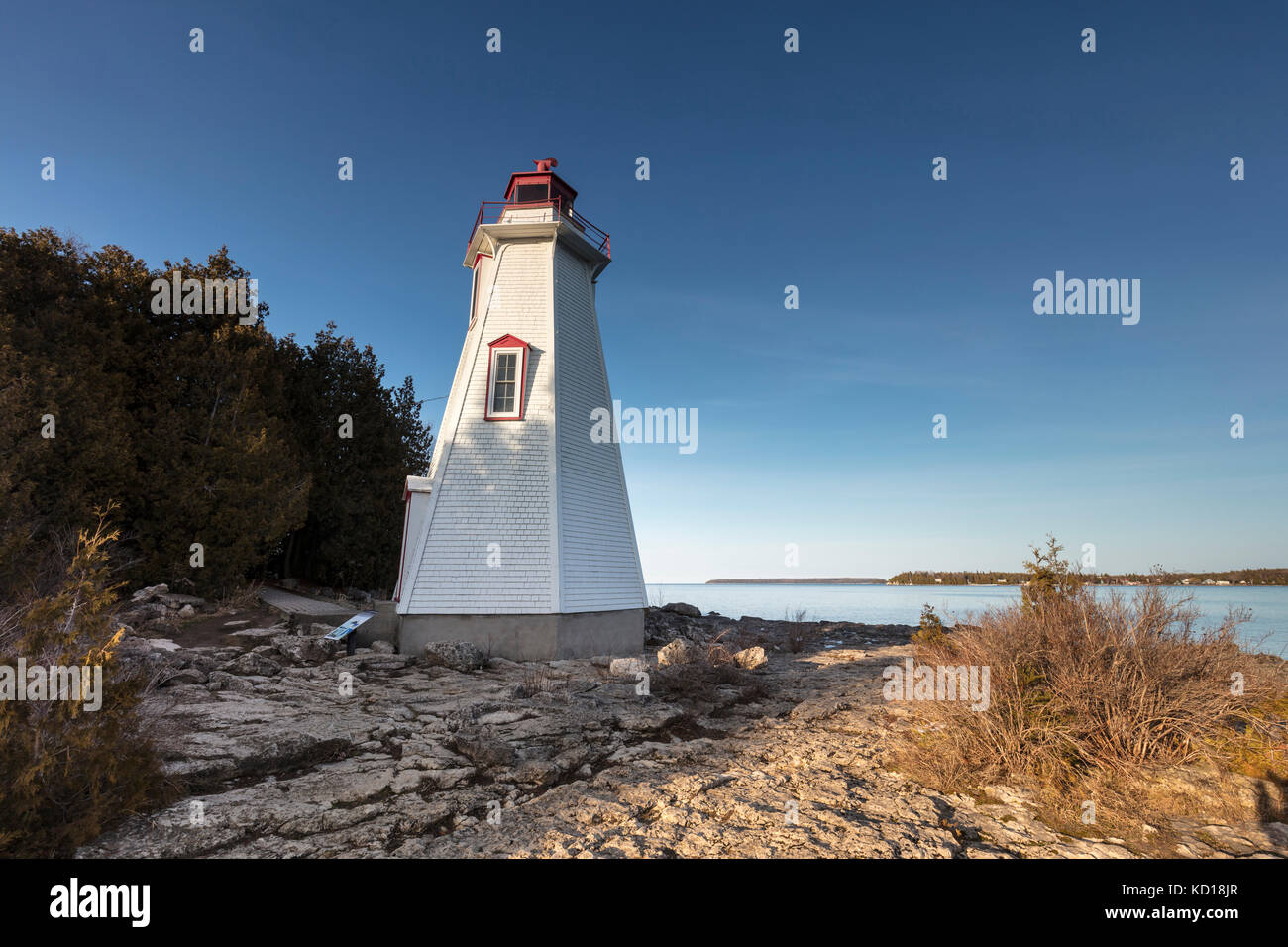 Marine structures hi-res stock photography and images - Alamy