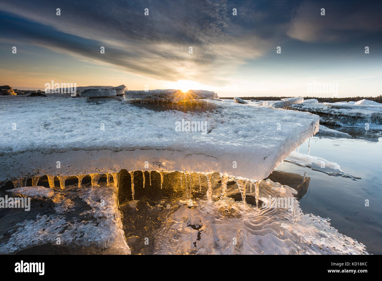 Singing beach in winter hi-res stock photography and images - Alamy