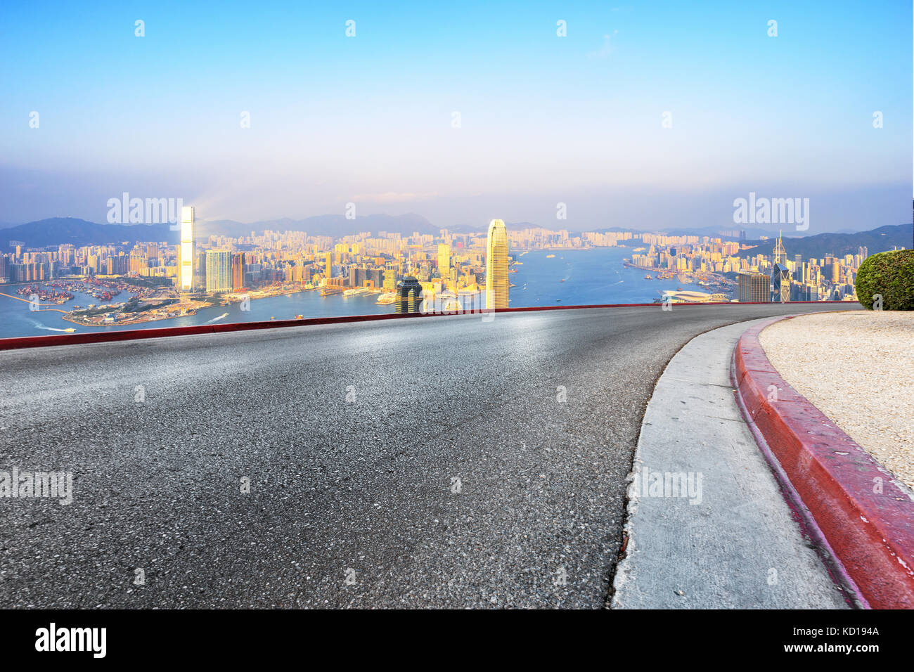 Hong kong empty road hi-res stock photography and images - Alamy