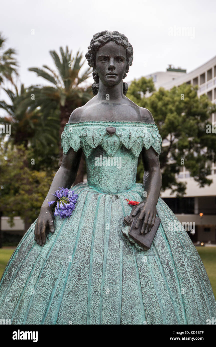 Statue of sissi empress elizabeth of austria hi-res stock photography ...