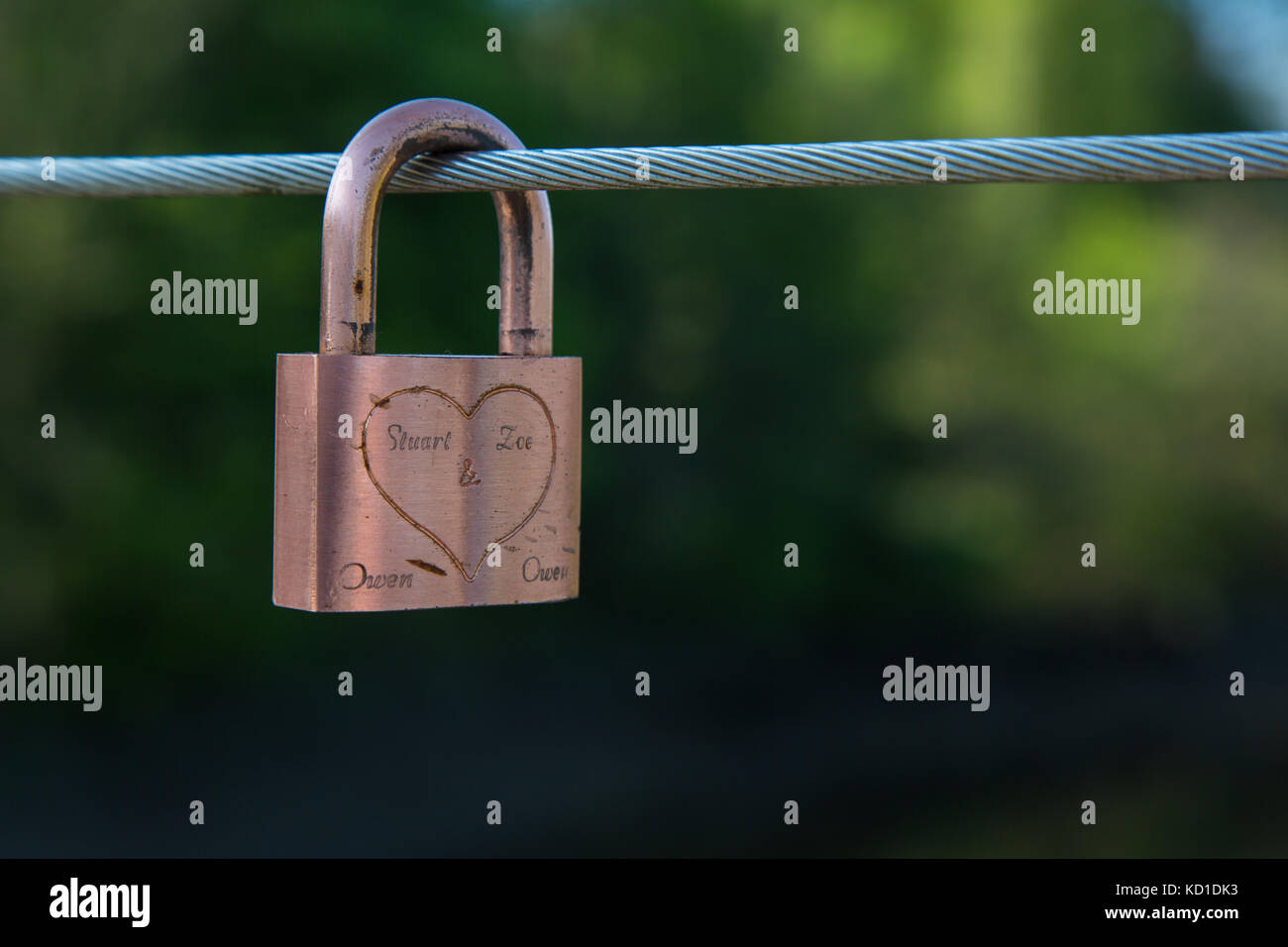 Love lock hi-res stock photography and images - Alamy