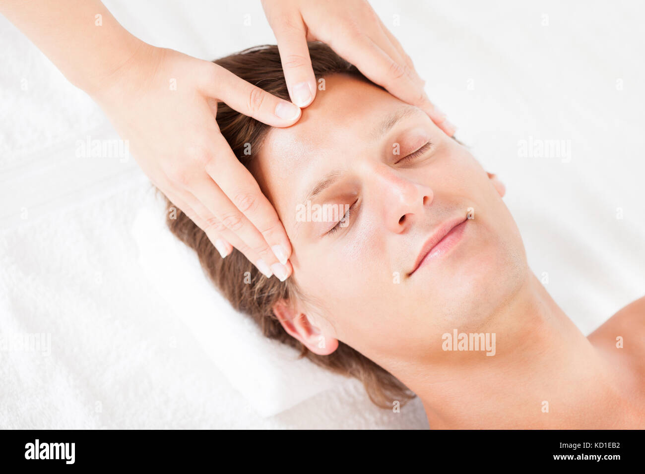 Eyes in back of head hi-res stock photography and images - Alamy