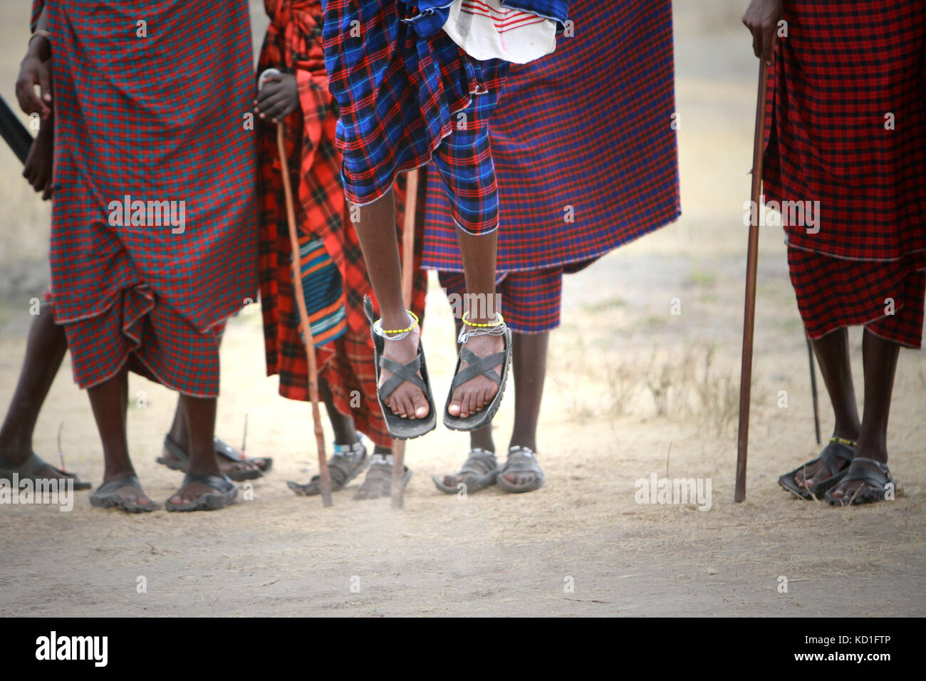 Masai tanzania jump hi-res stock photography and images - Alamy