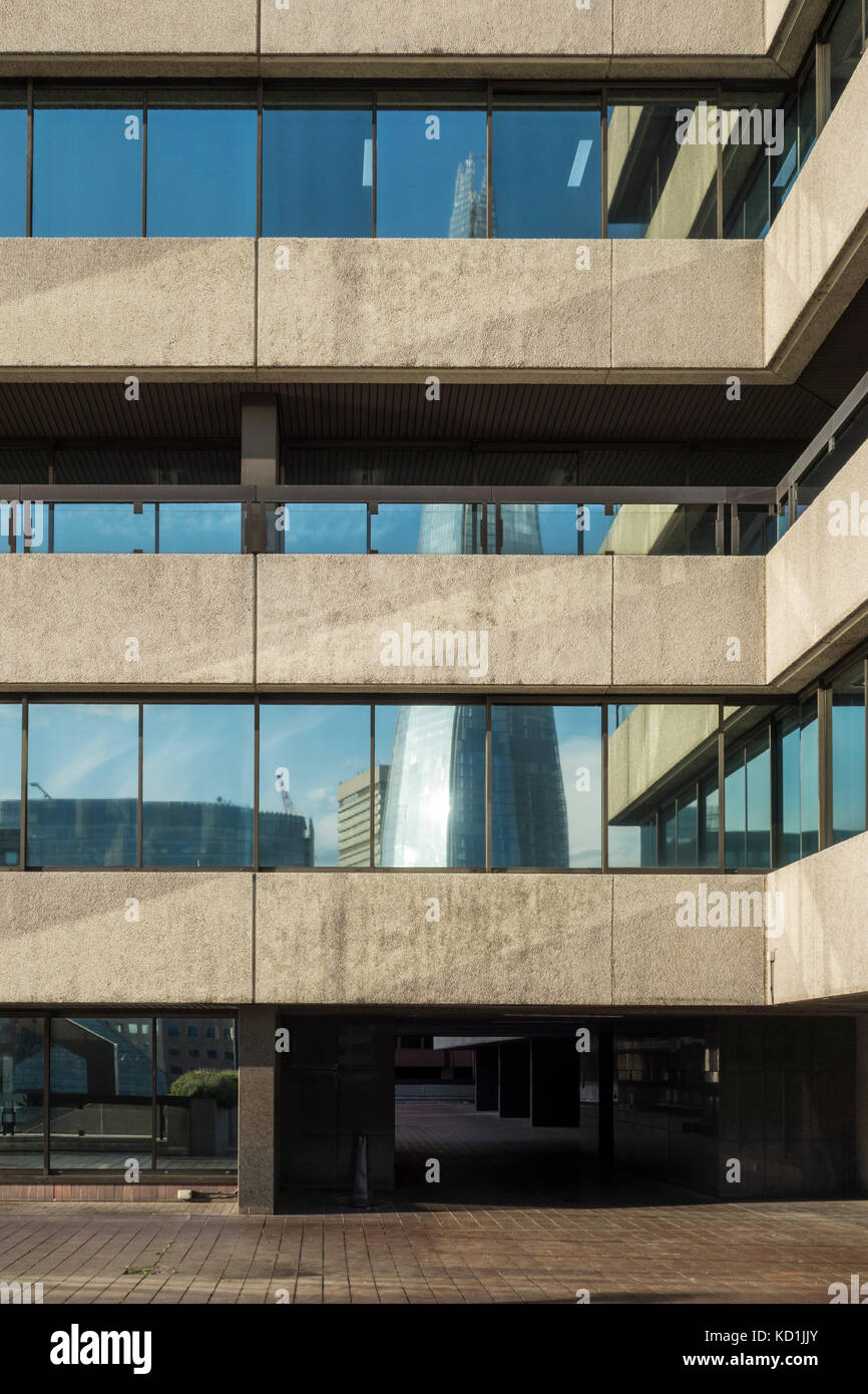 Reflection of the Shard in the windows of St Magnus House by Richard ...