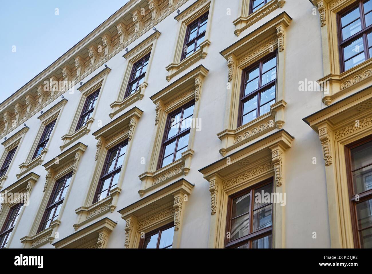 Block of Flats Stock Photo - Alamy