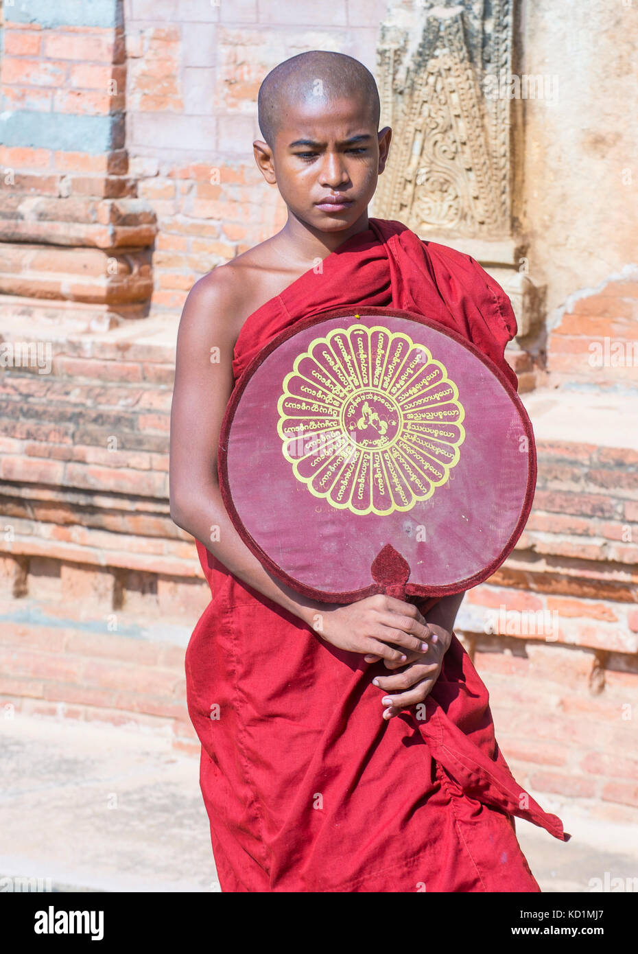 Novice monk in bagan Myanmar Stock Photo - Alamy