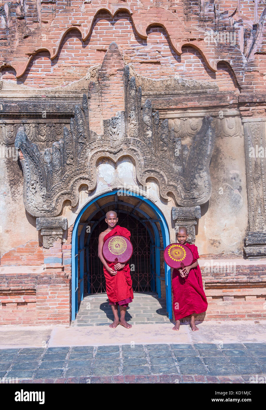 Novice monks bagan burma hi-res stock photography and images - Alamy