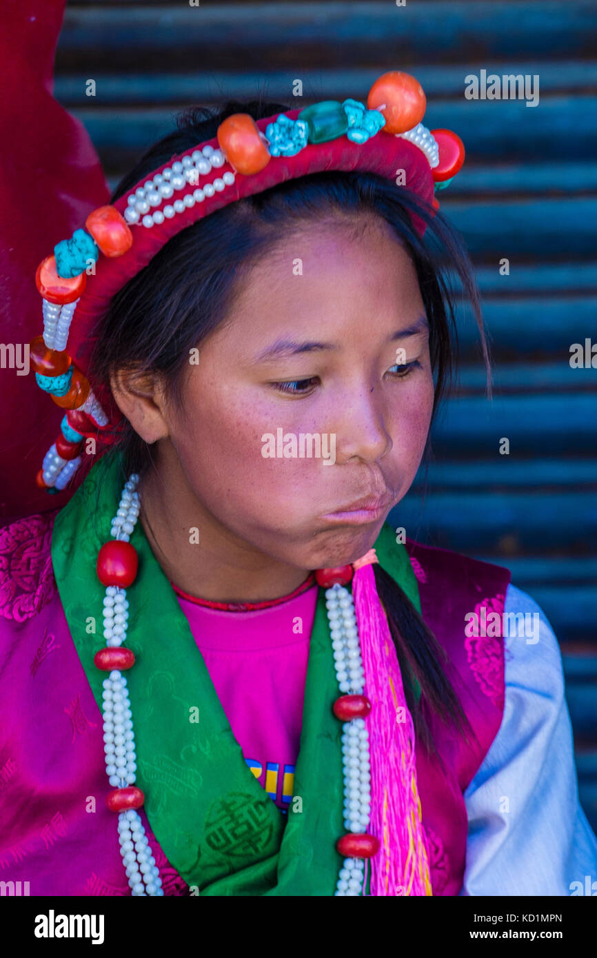Ladakhi girl in traditional dress hi-res stock photography and images ...