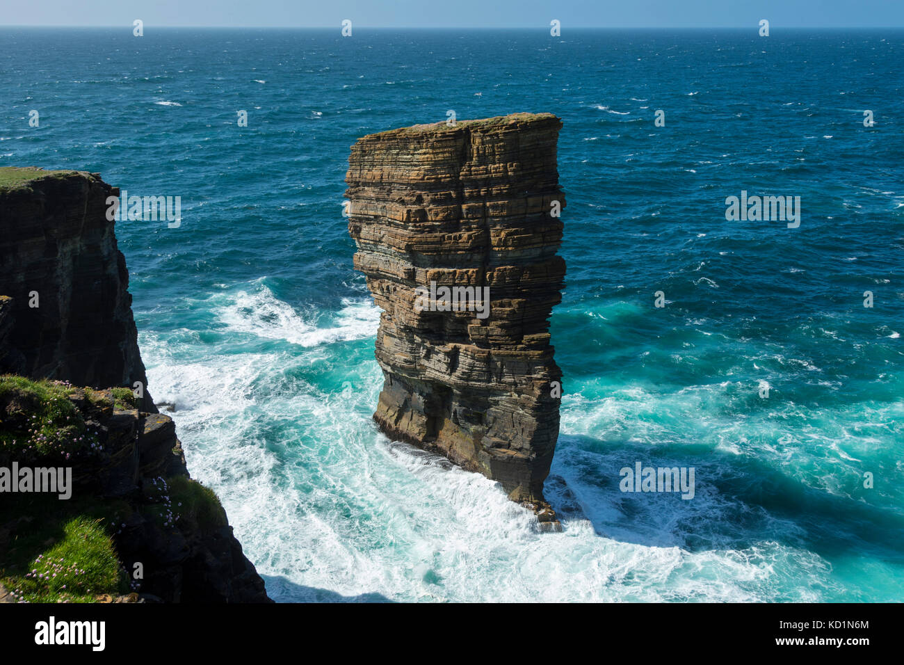 The North Gaulton Castle sea stack, Yesnaby, Orkney Mainland, Scotland ...