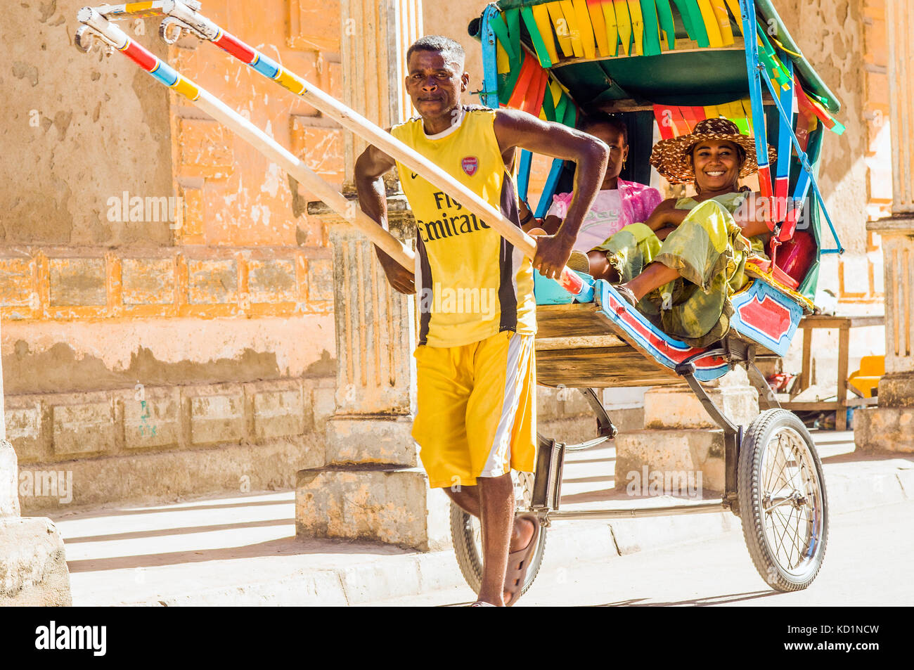 pousse pousse in Mahajanga, Madagascar Stock Photo - Alamy