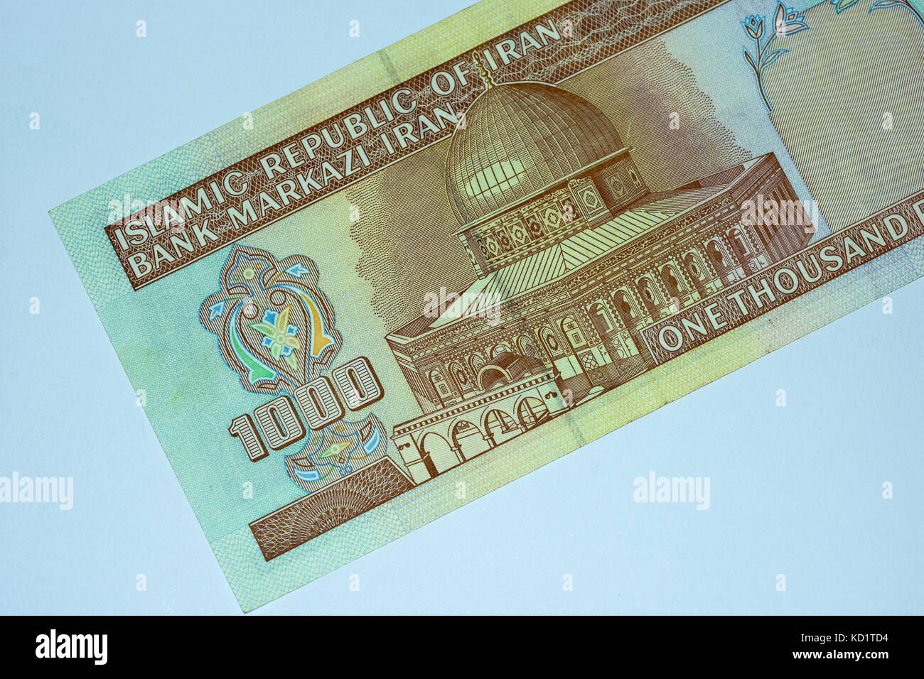 Close up Banknote and Currency Bills and Coins Stock Photo - Alamy