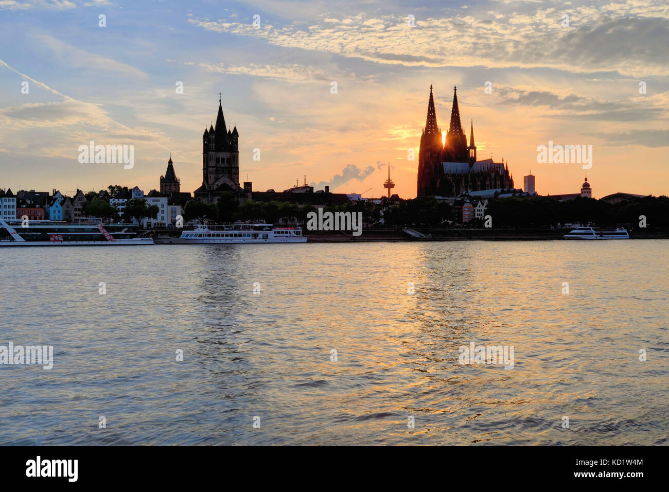 Evening in Koeln, Koelner Dome, across the Rhine River Stock Photo - Alamy