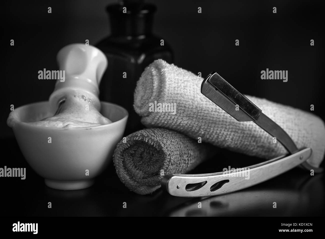 razor shaving accessories razor Stock Photo - Alamy