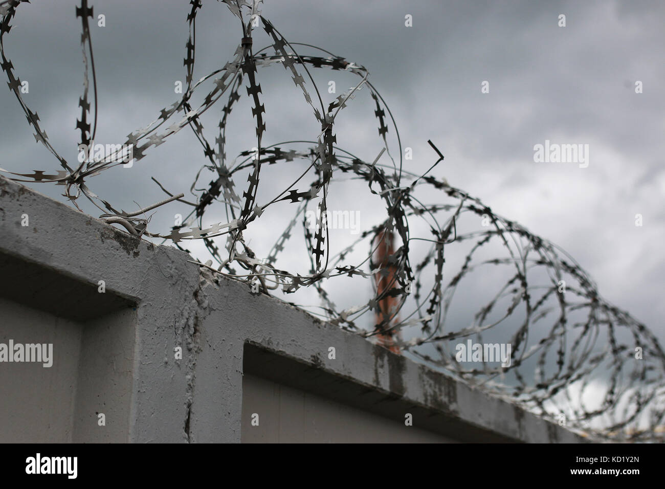 Security system using wire fences Stock Photo - Alamy
