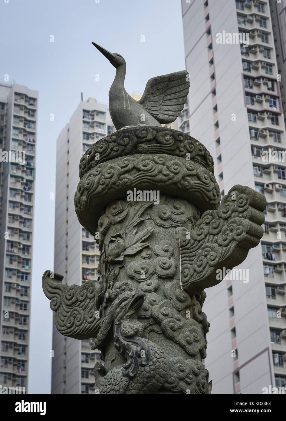 Carved stone column chinese temple hi-res stock photography and images ...