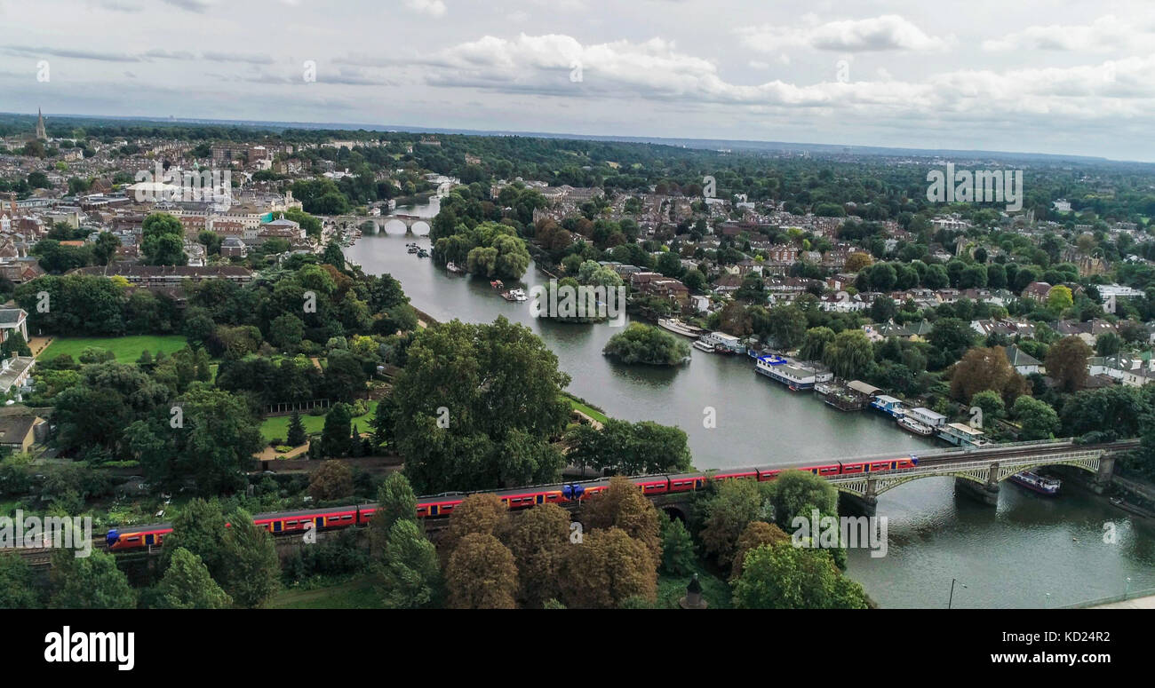 Aerial view over residential Victorian villages by the river Thames in ...