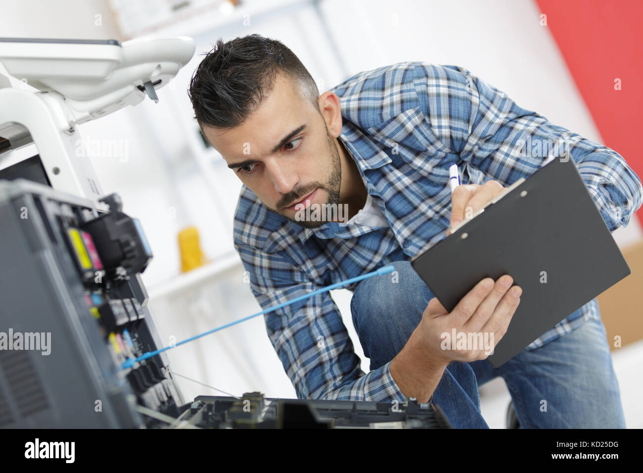 Printer repair hi-res stock photography and images - Alamy