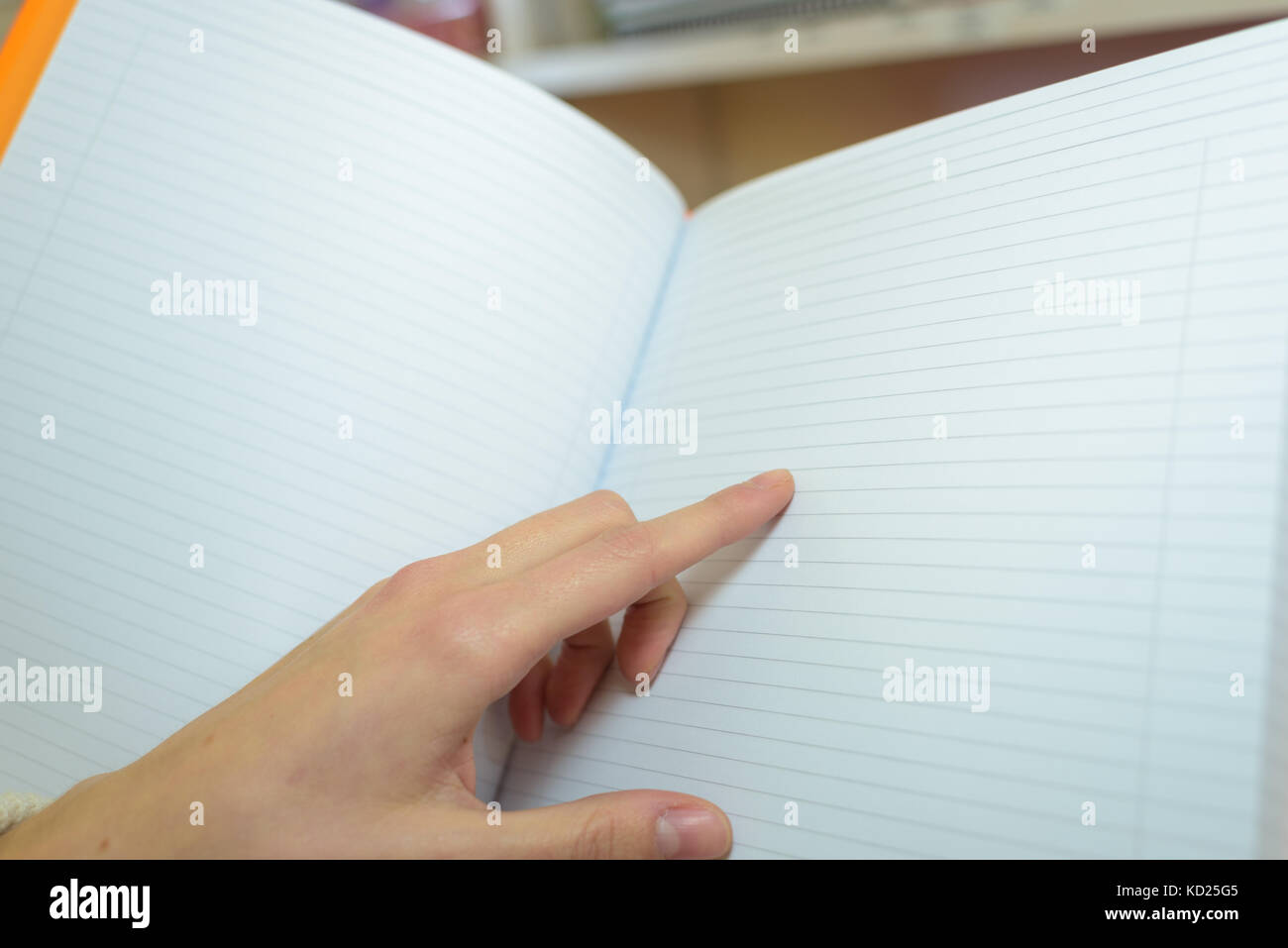 A4 lined paper hi-res stock photography and images - Alamy