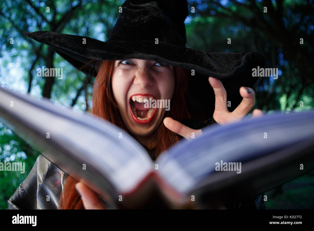 Dark magic reading gothic hi-res stock photography and images - Alamy