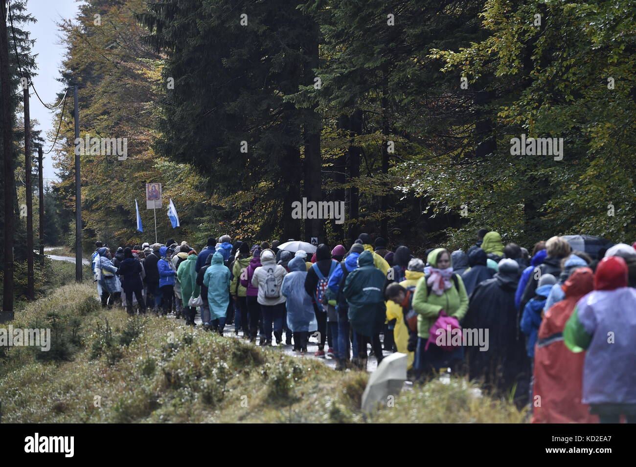 Hundreds of Polish pilgrims pray during the procession at the Polish ...
