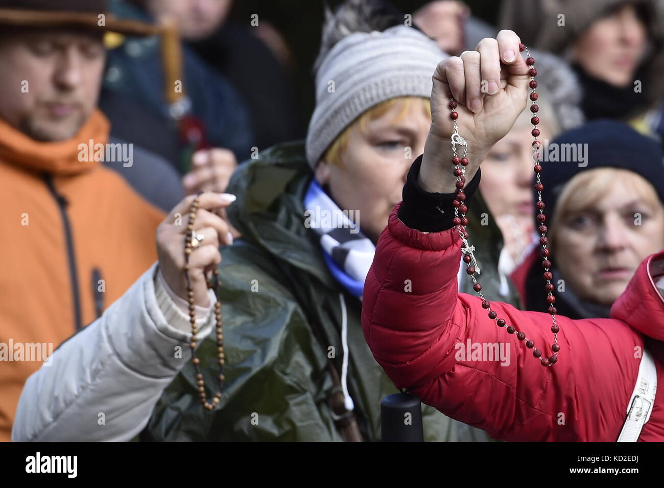 Hundreds of Polish pilgrims pray during the procession at the Polish ...